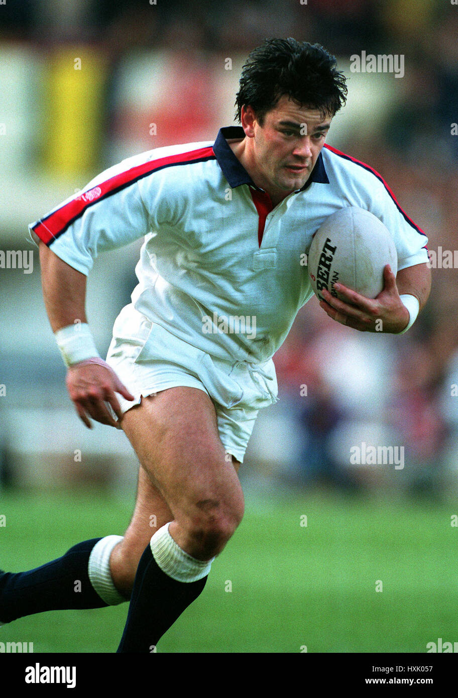 Will carling rugby england hi-res stock photography and images - Alamy