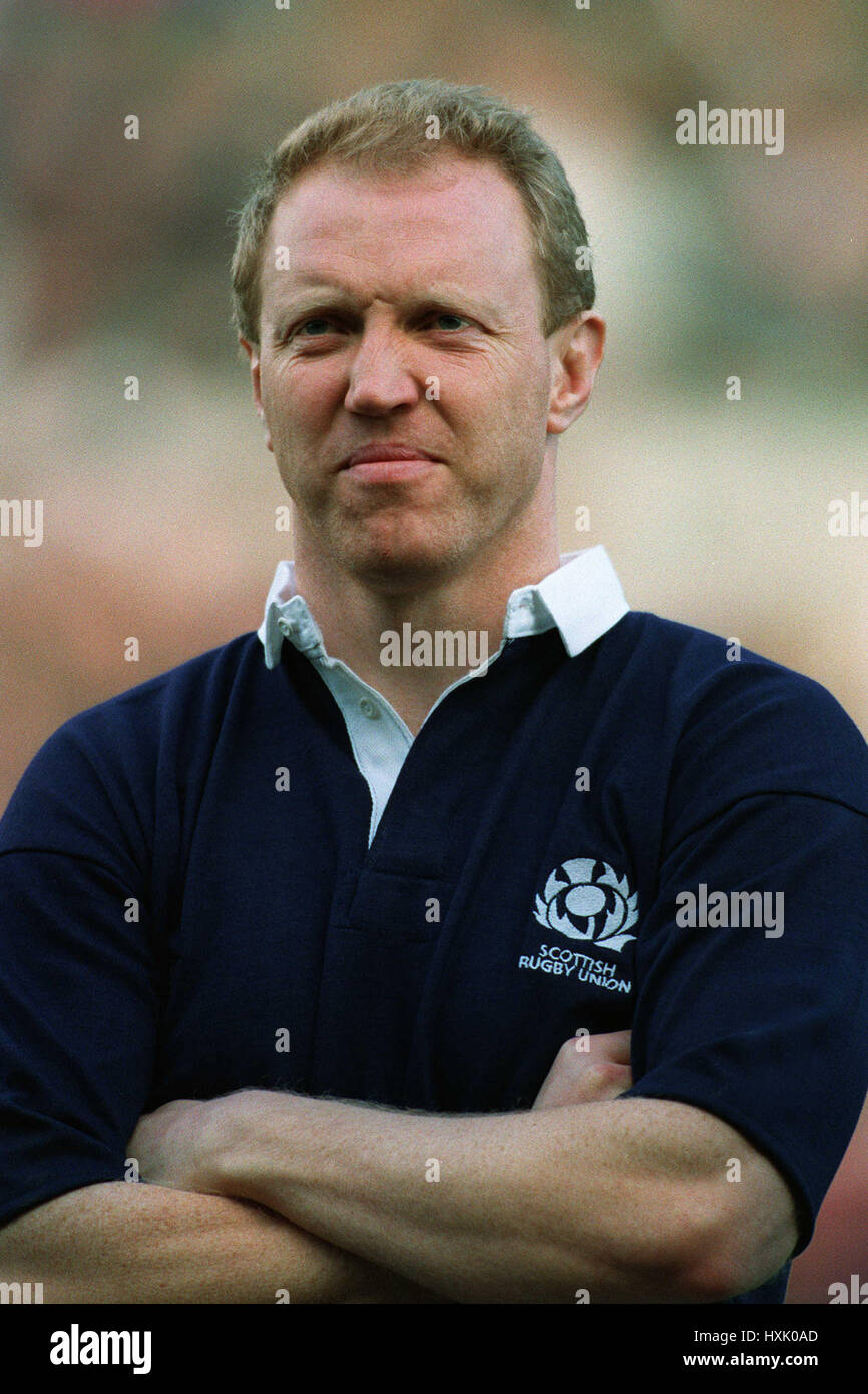 DEREK WHITE SCOTLAND & GALA RU 17 February 1992 Stock Photo - Alamy