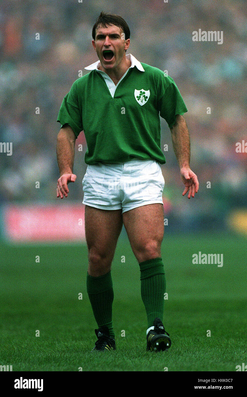 DAVID CURTIS IRELAND & LONDON IRISH RU 06 January 1992 Stock Photo - Alamy