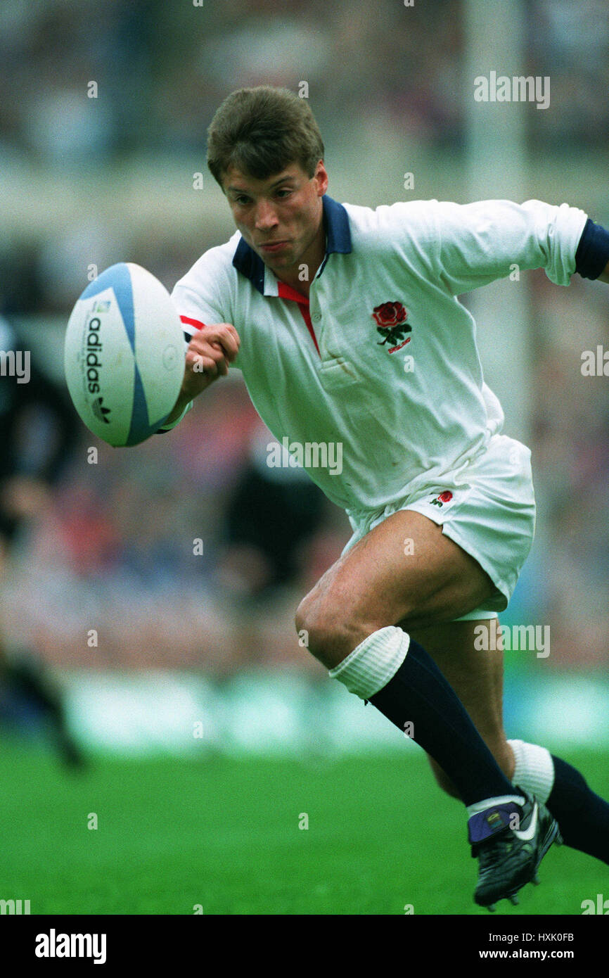 ROB ANDREW ENGLAND & WASPS RU 14 October 1991 Stock Photo - Alamy