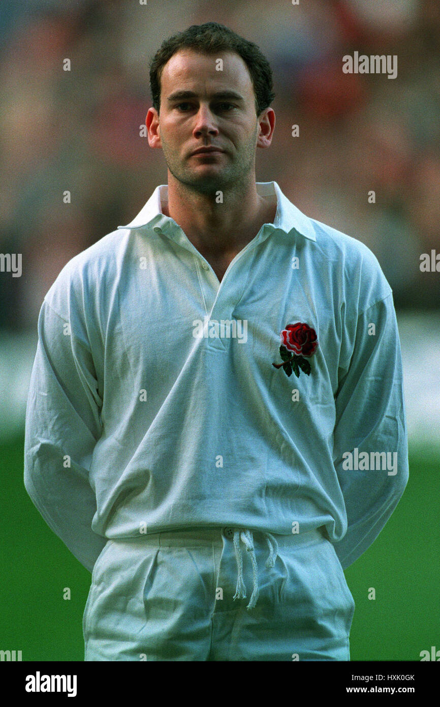SIMON HODGKINSON ENGLAND & NOTTINGHAM RU 19 January 1991 Stock Photo ...
