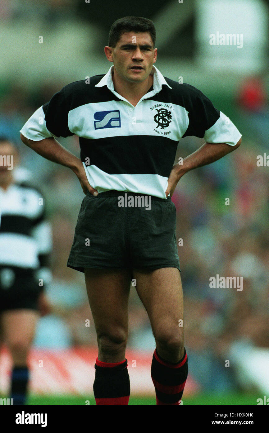 ERIC RUSH BARBARIANS & NEW ZEALAND RU 02 January 1991 Stock Photo - Alamy