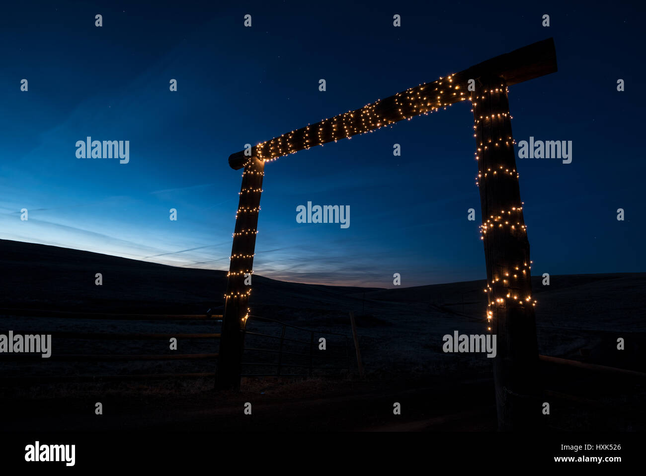Ranch entrance gate hi-res stock photography and images - Alamy