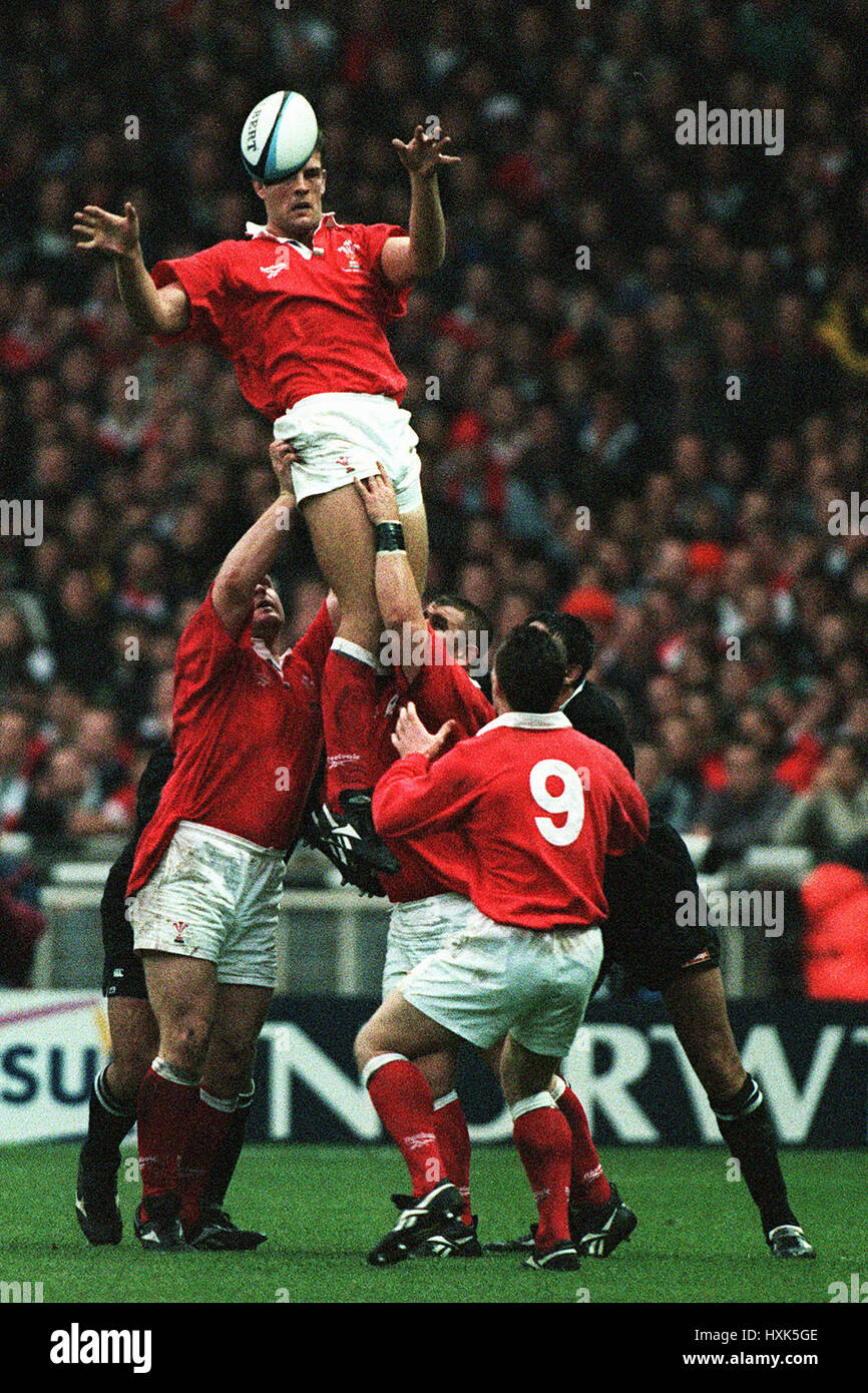 Gareth llewellyn, rugby hi-res stock photography and images - Alamy