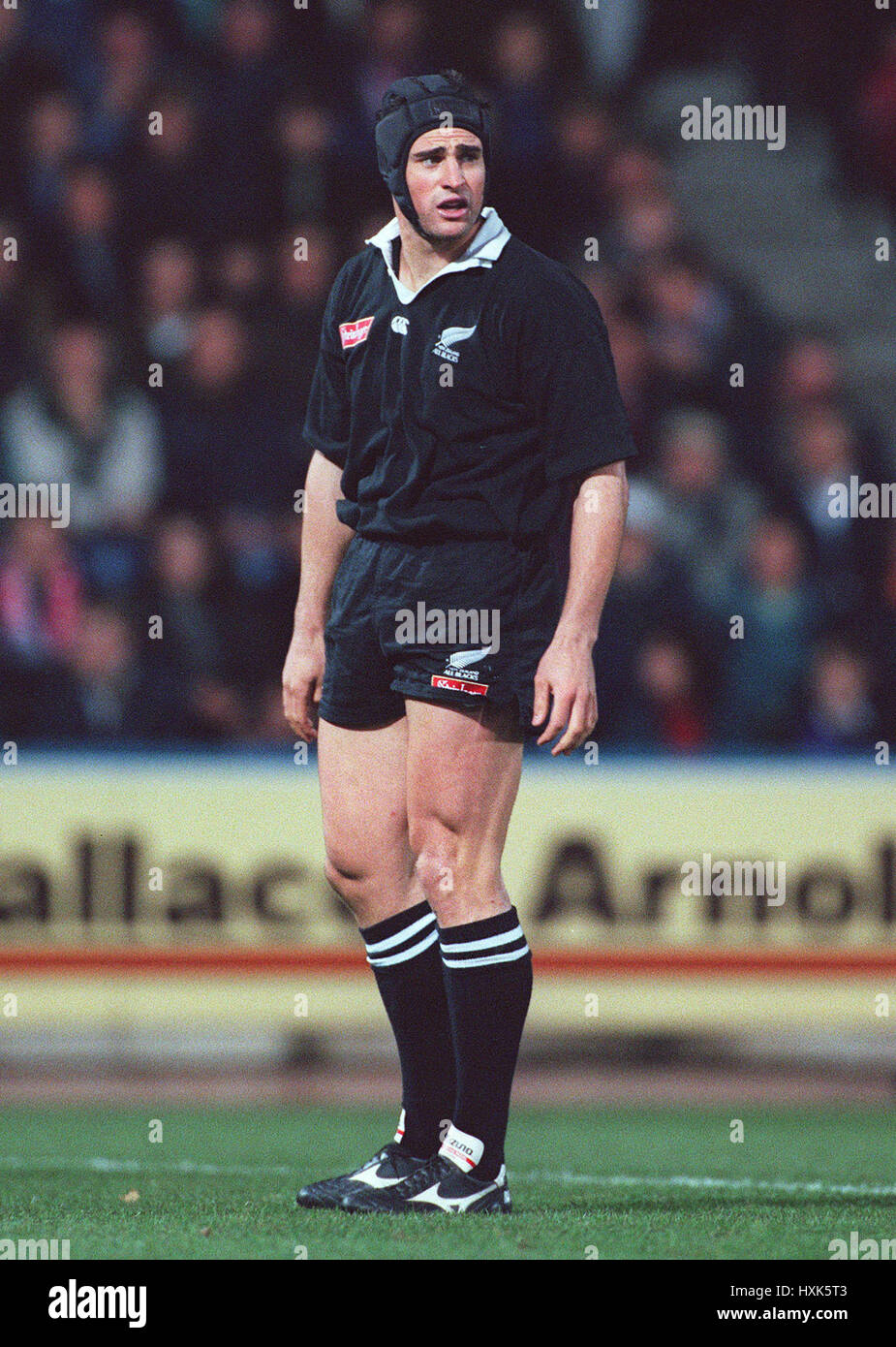 SCOTT MCLEOD NEW ZEALAND RU 19 November 1997 Stock Photo - Alamy