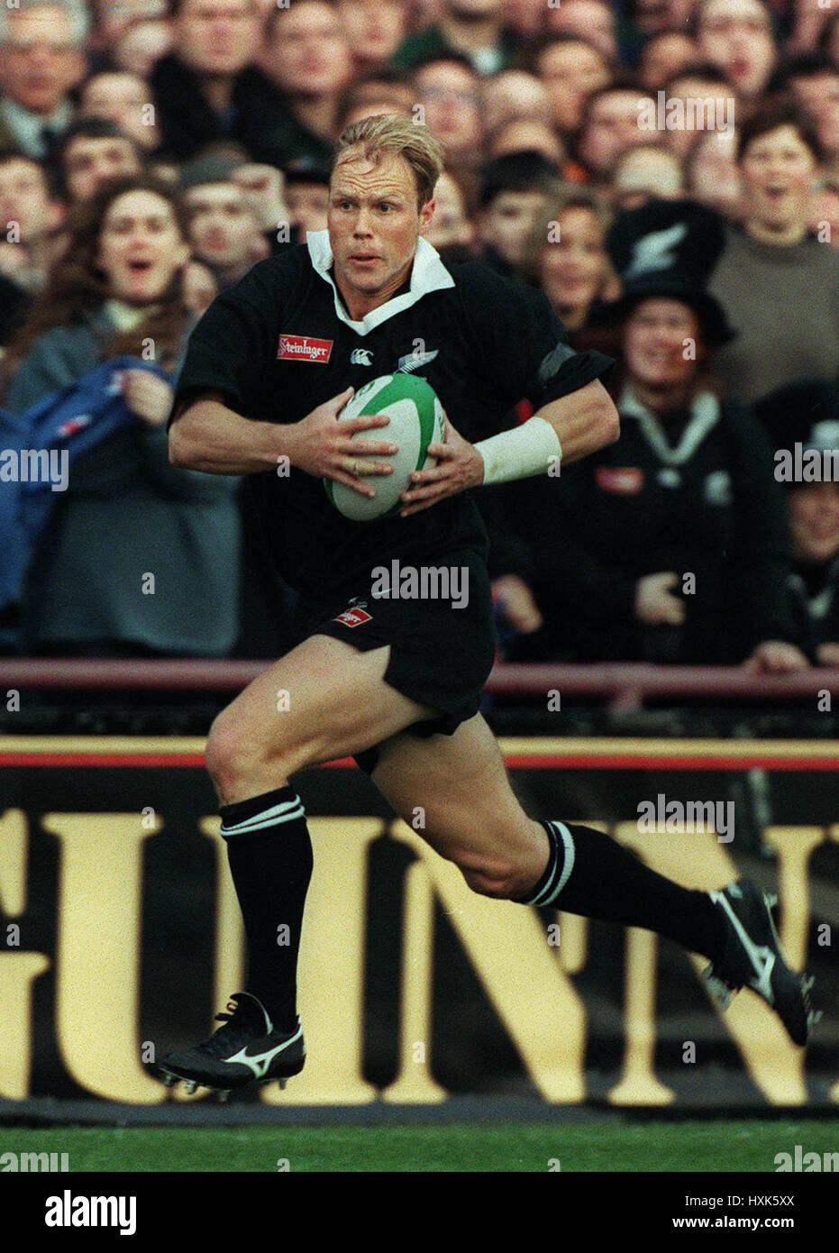 Jeff wilson rugby hi-res stock photography and images - Alamy