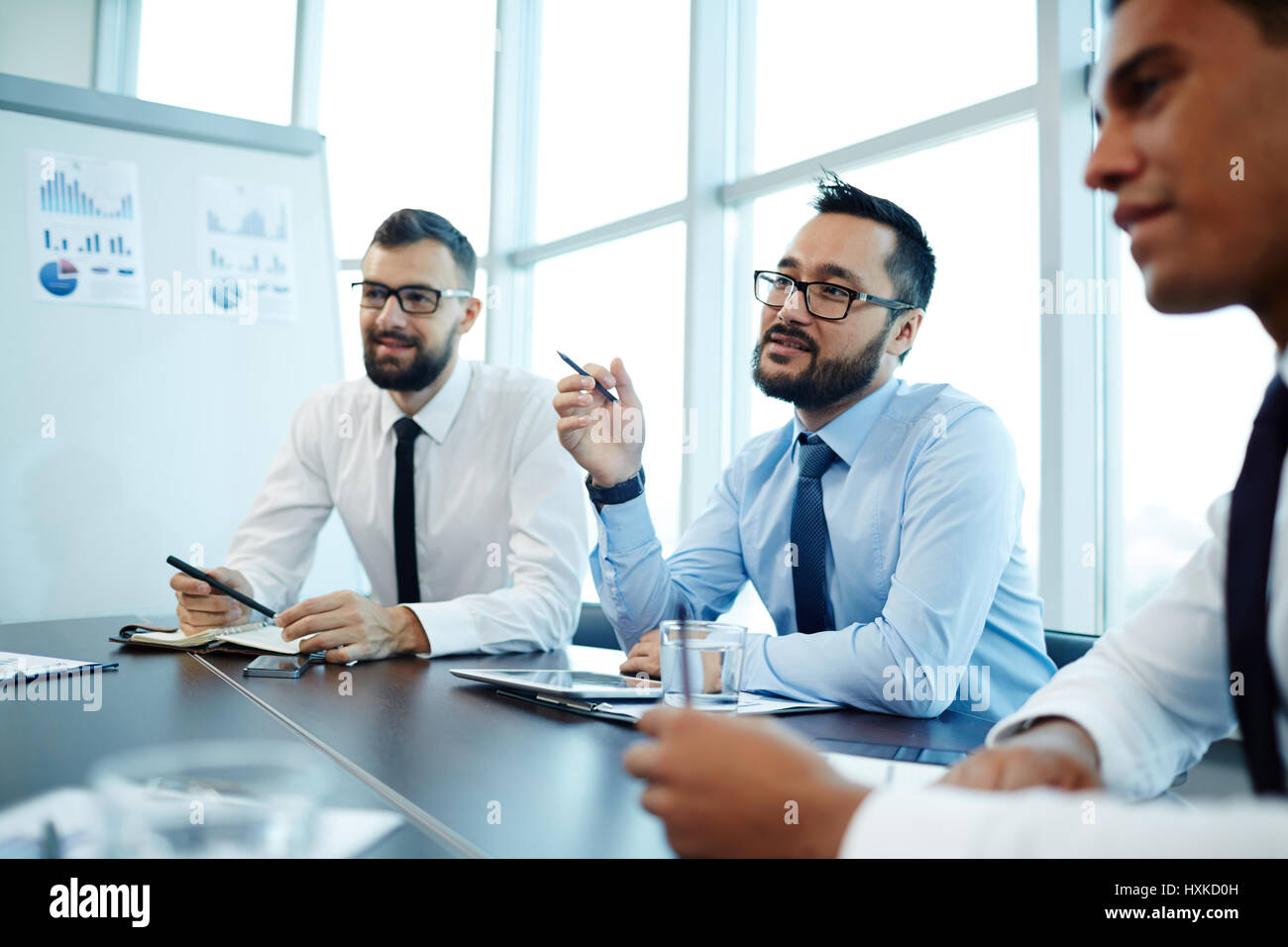 Having Productive Discussion with Colleagues Stock Photo - Alamy
