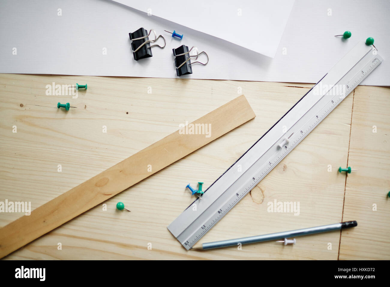 Paper laid out on office desk hi-res stock photography and images - Alamy