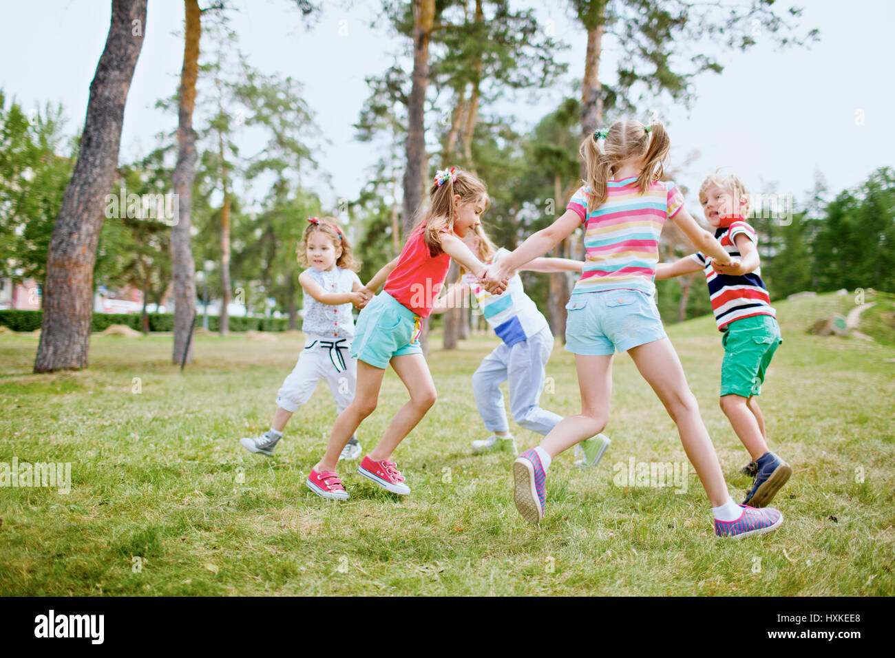 Boy and girl dancing hi-res stock photography and images - Alamy