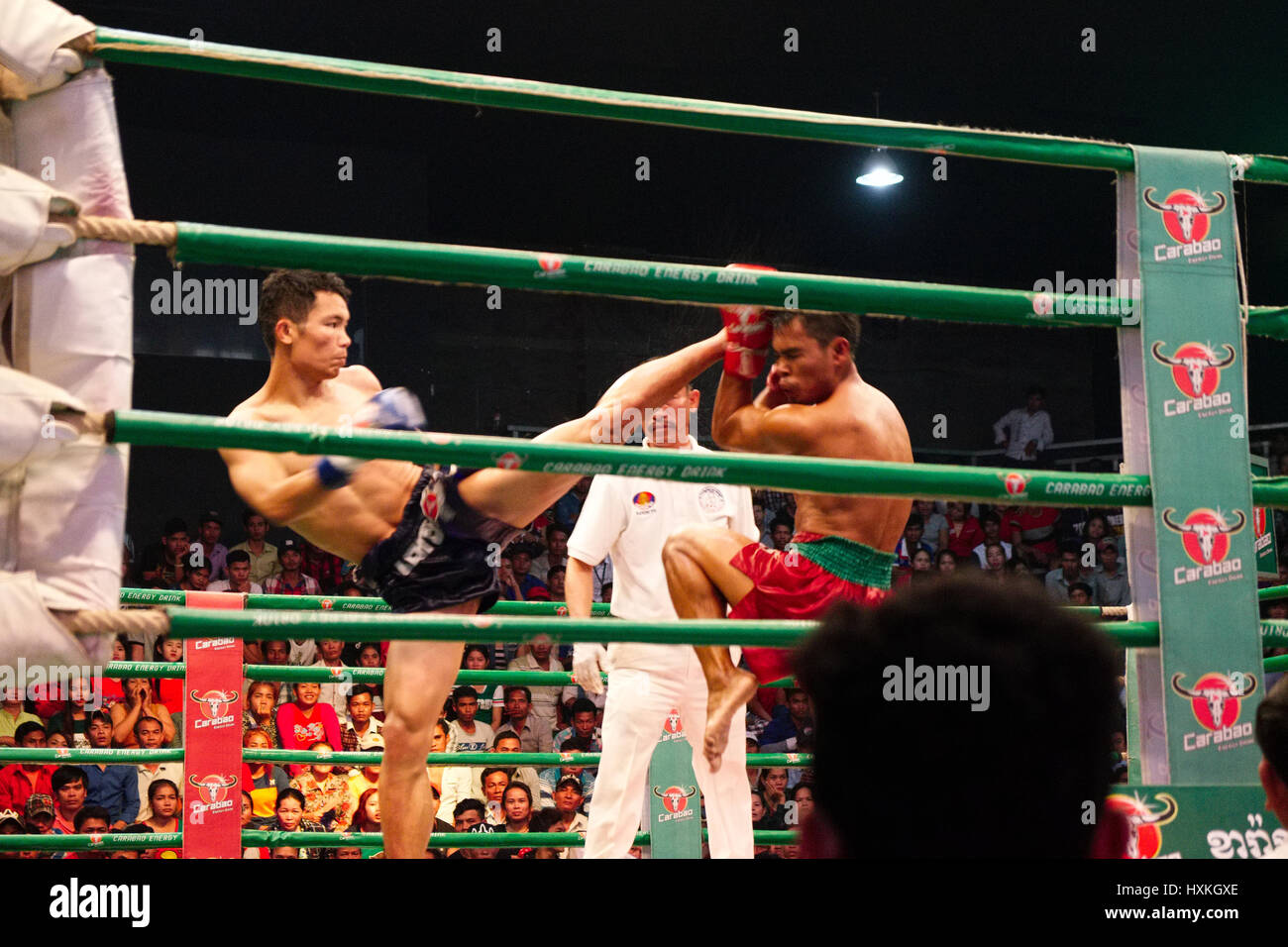 Kickbox match hi-res stock photography and images - Alamy