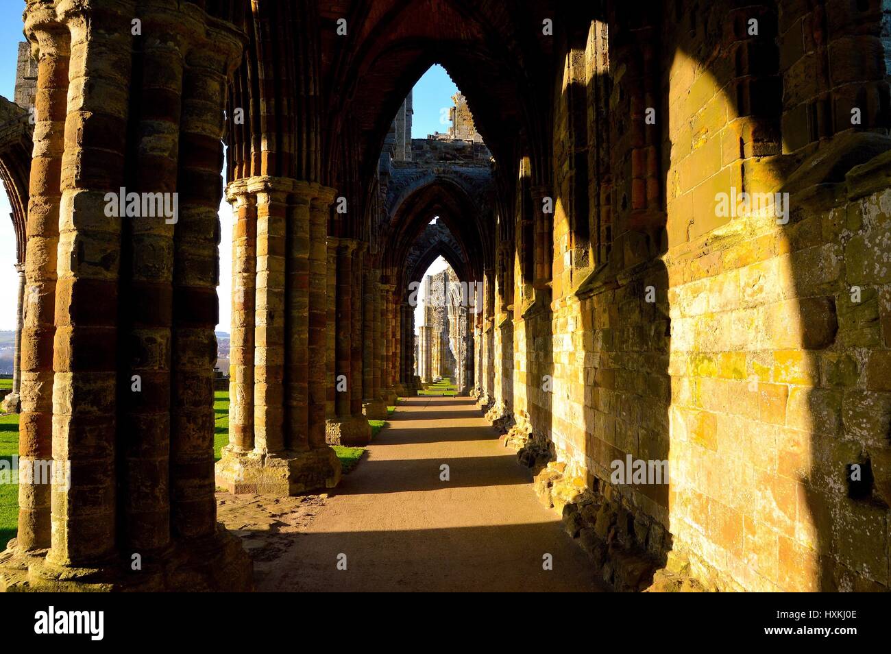 Whitby architecture hi-res stock photography and images - Alamy