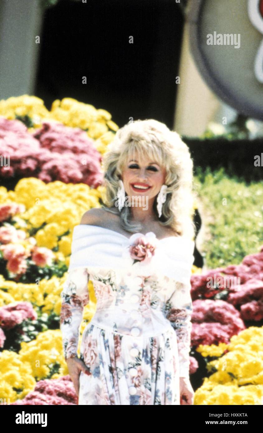 Dolly Parton on May 31, 1994. HIGHER RATES APPLY © Nancy Barr ...