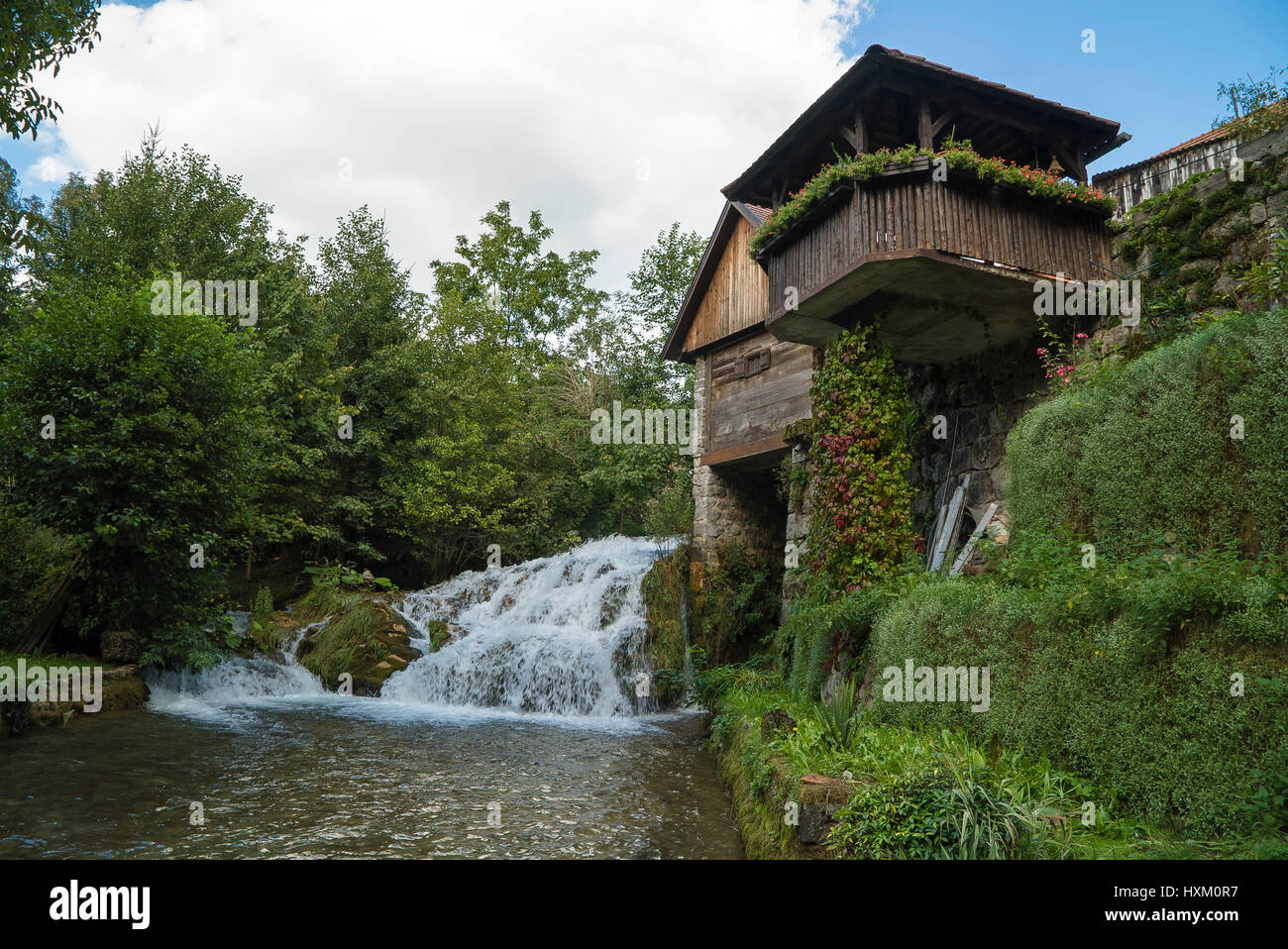 Pretty little rustic building hi-res stock photography and images - Alamy