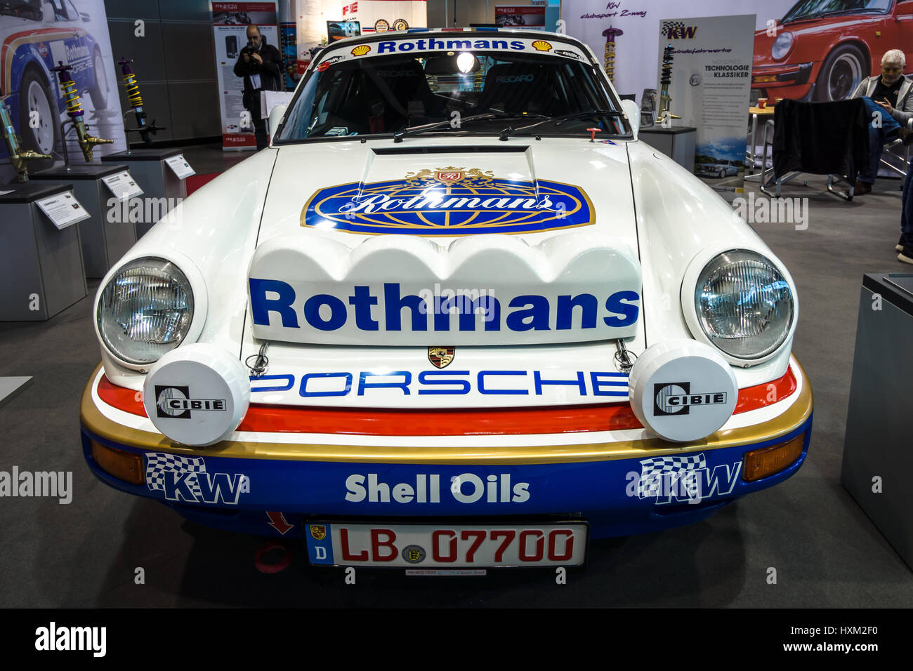 Porsche 911 with rothmans hi-res stock photography and images - Alamy
