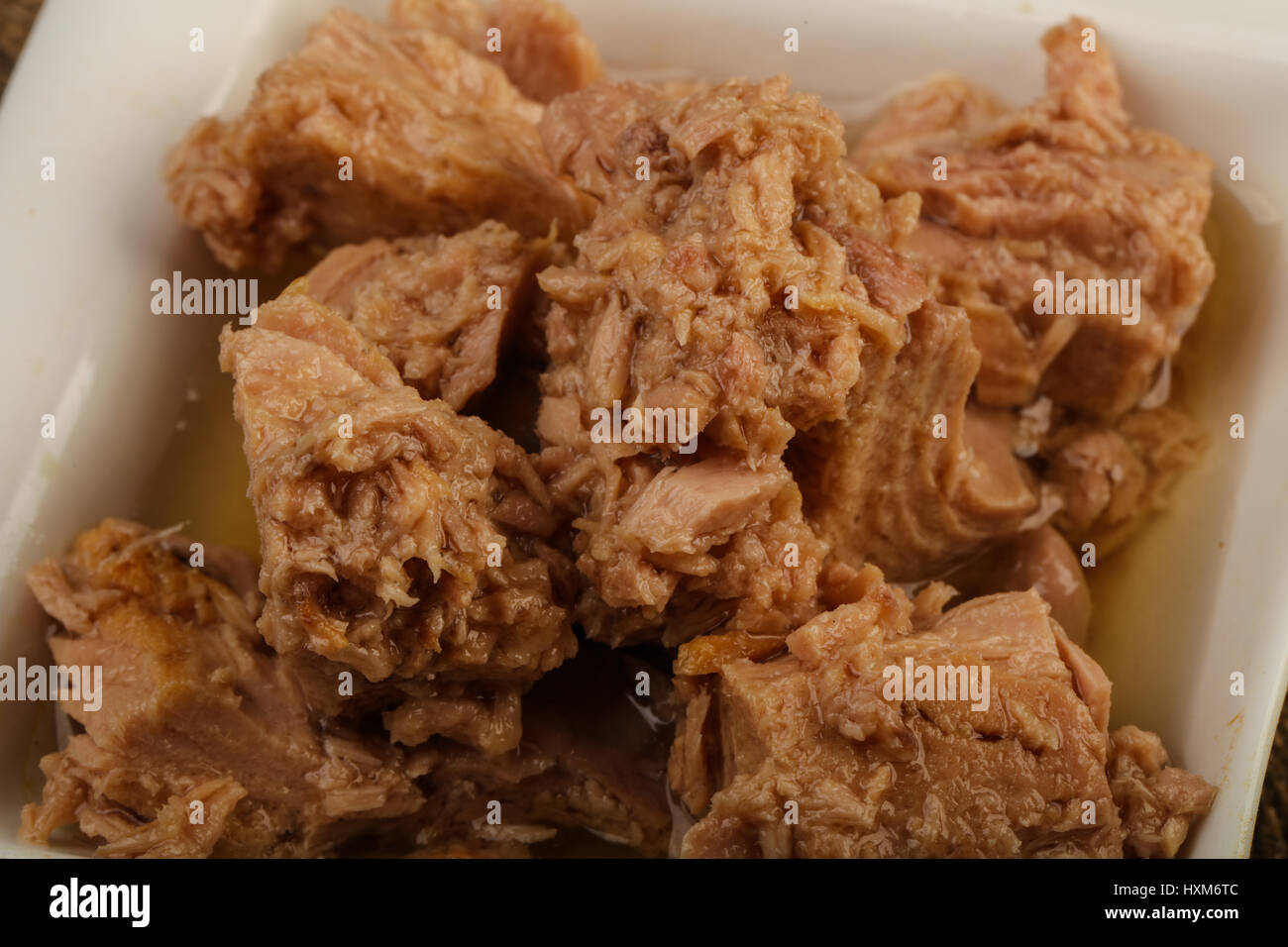 Canned tuna fish in the bowl ready for cooking Stock Photo - Alamy