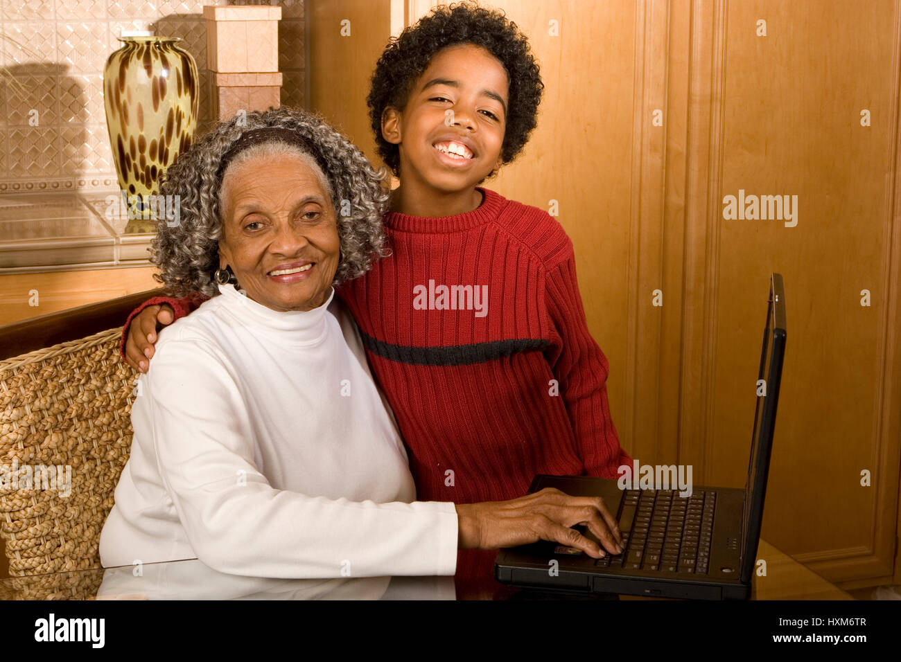 Eldely hi-res stock photography and images - Alamy