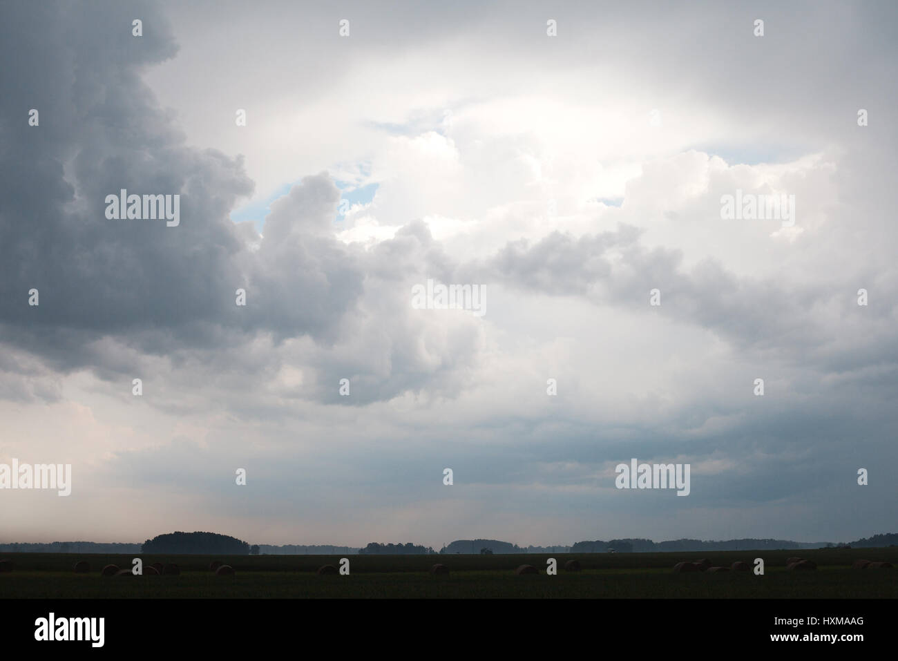 Dark land hi-res stock photography and images - Alamy