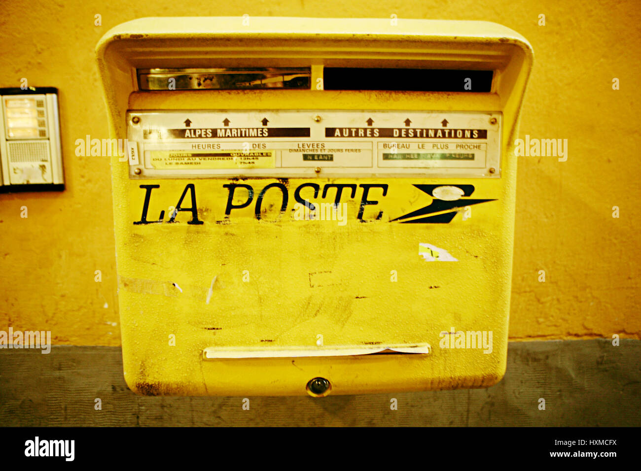 La Poste is a mail service of France Stock Photo - Alamy
