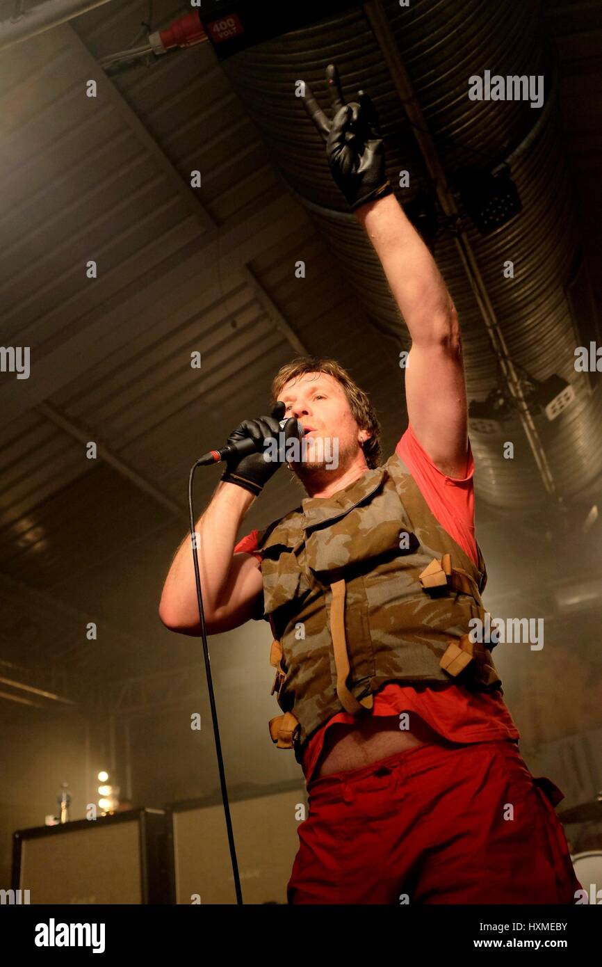 Uk singer tony hi-res stock photography and images - Alamy