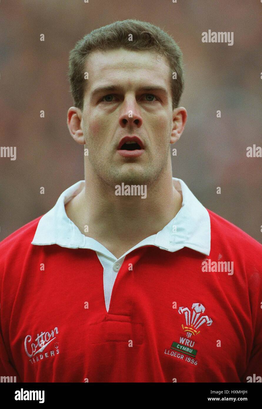 Gareth llewellyn, rugby hi-res stock photography and images - Alamy