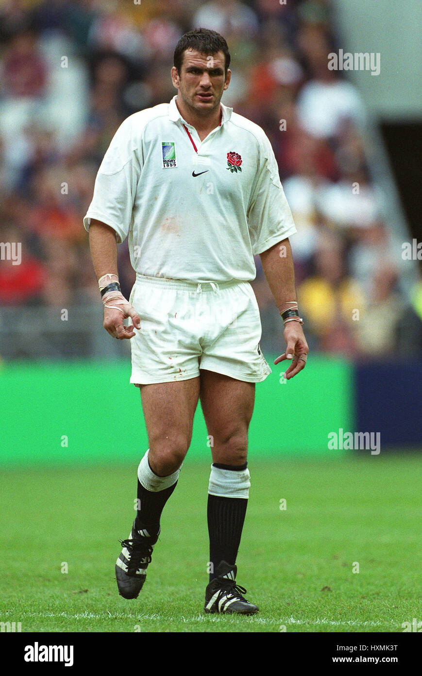 MARTIN JOHNSON ENGLAND & LEICESTER TIGERS RU 24 October 1999 Stock ...