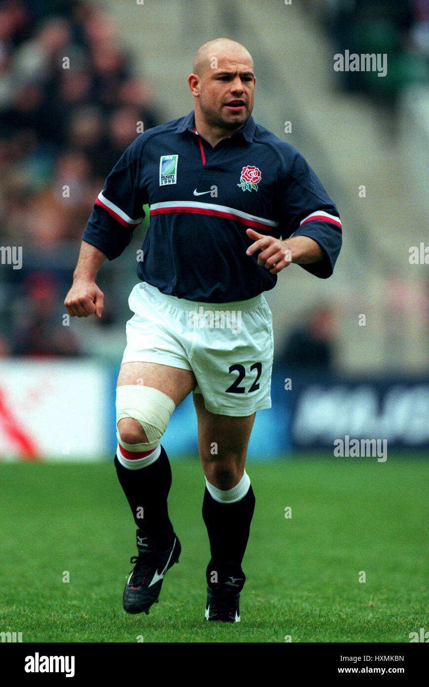 RICHARD COCKERILL ENGLAND & LEICESTER RU 20 October 1999 Stock Photo ...