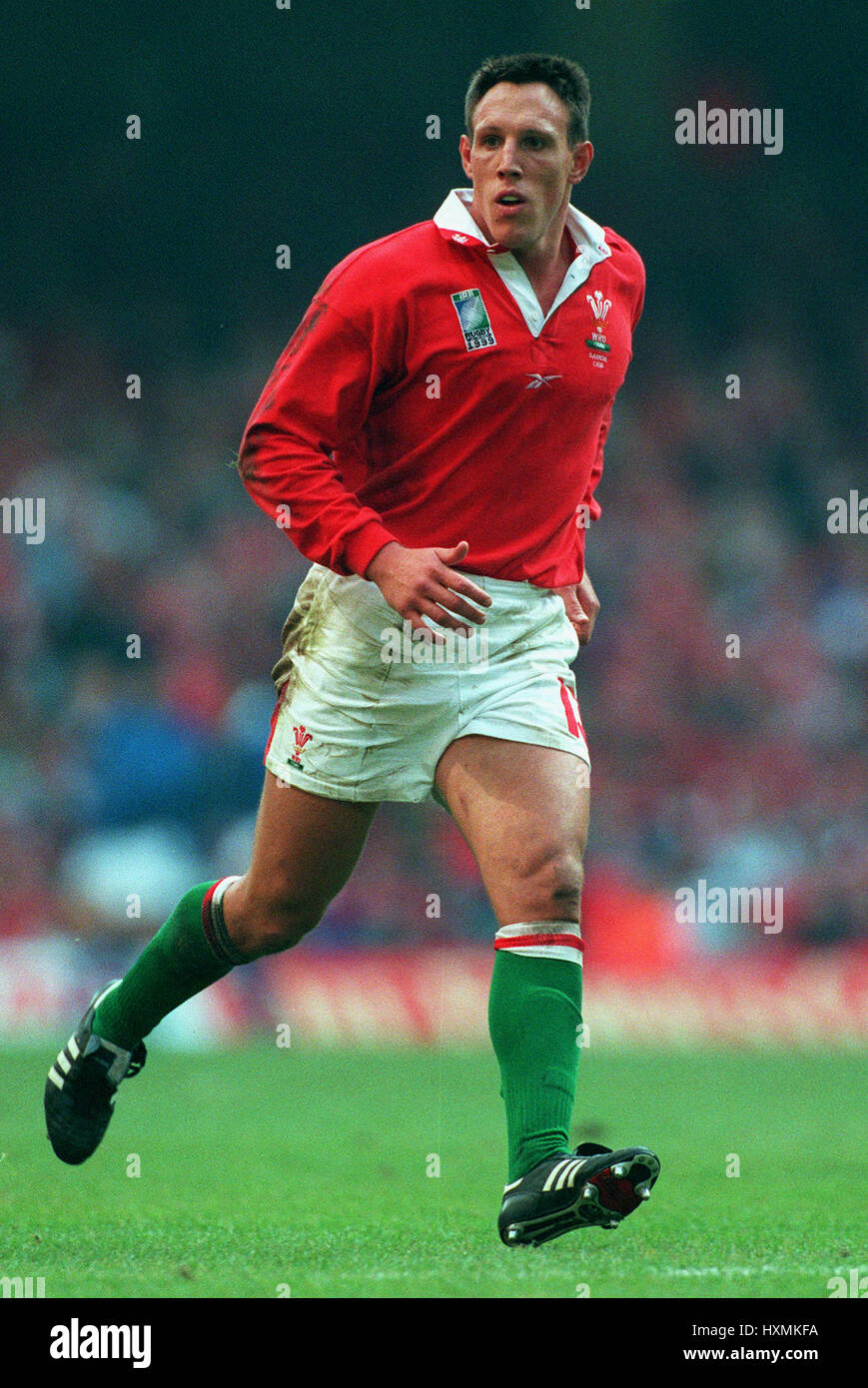 Rugby union running mark taylor hi-res stock photography and images - Alamy