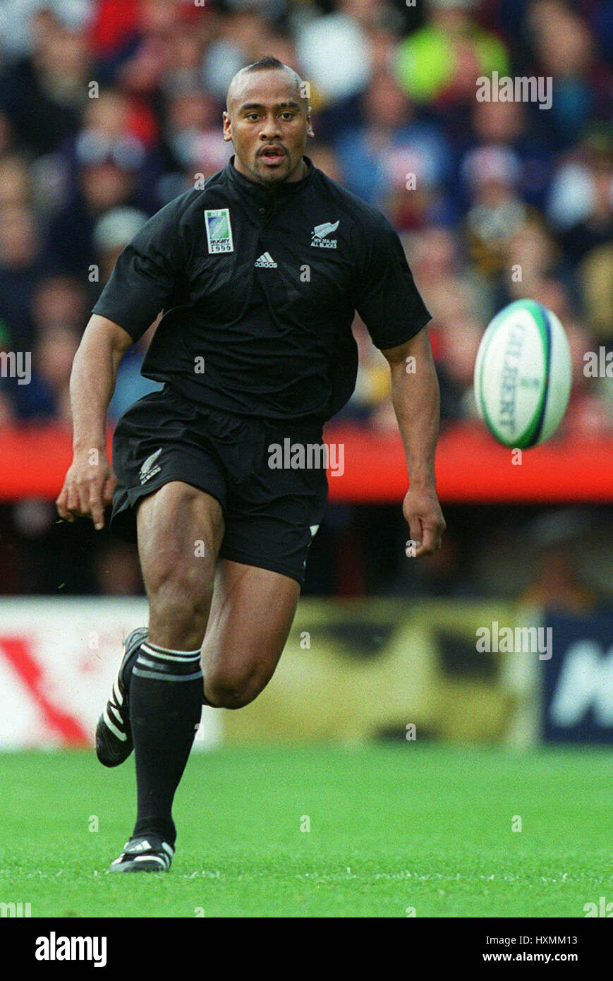 JONAH LOMU NEW ZEALAND RU 03 October 1999 Stock Photo - Alamy