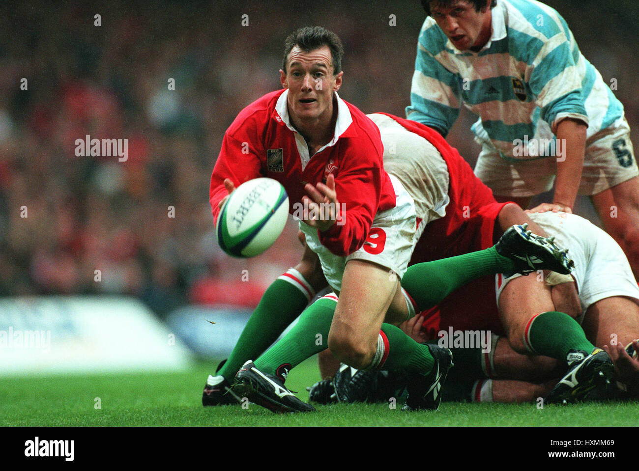 ROBERT HOWLEY WALES & CARDIFF RU 01 October 1999 Stock Photo - Alamy