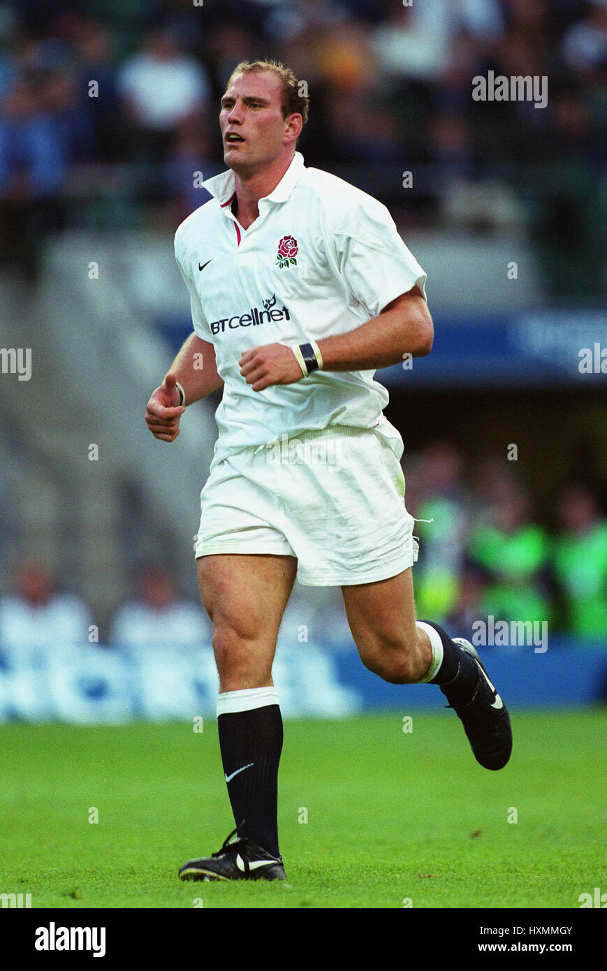 LAWRENCE DALLAGLIO ENGLAND & WASPS RU 22 August 1999 Stock Photo - Alamy