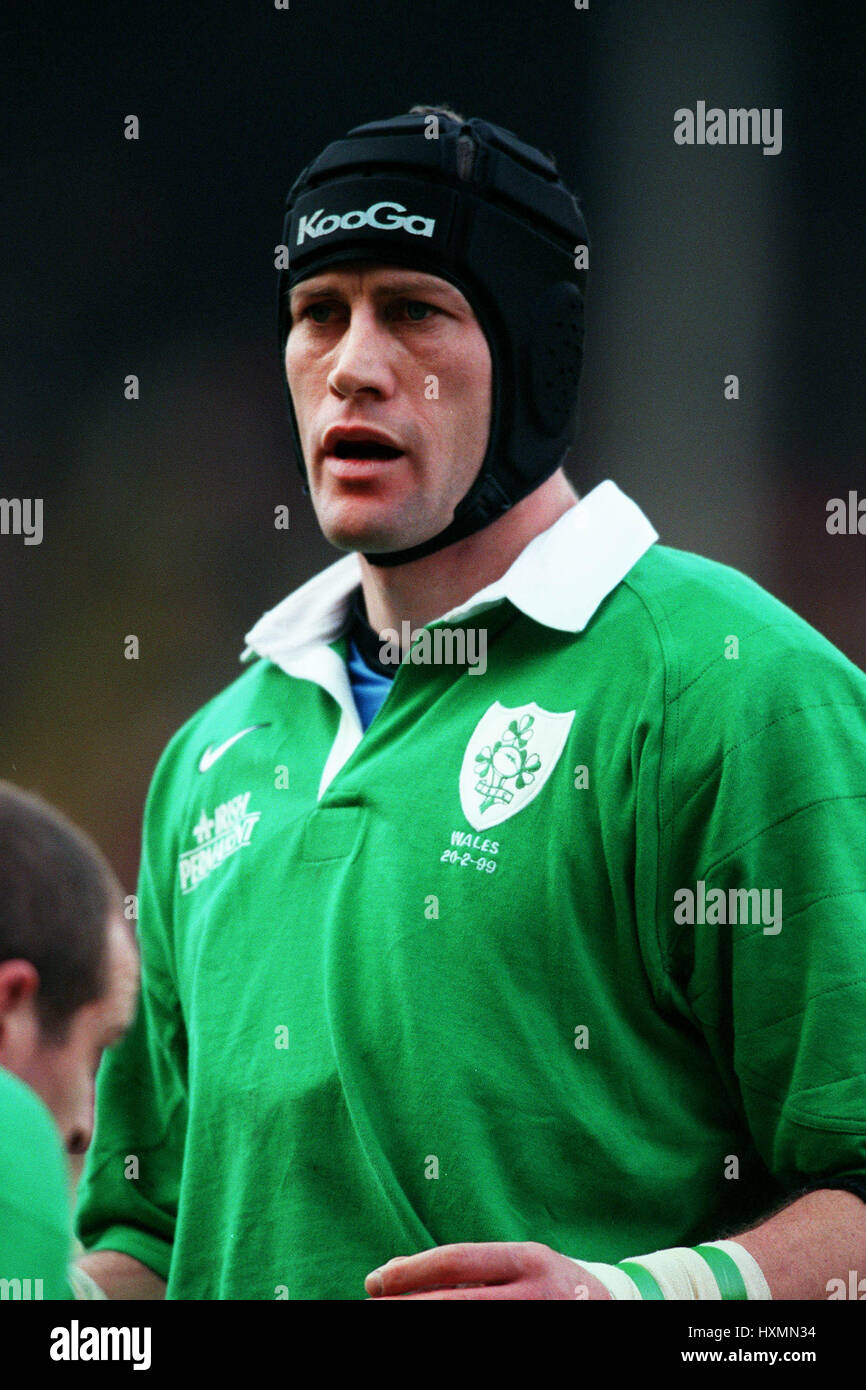 PADDY JOHNS IRELAND & SARACENS 20 February 1999 Stock Photo - Alamy
