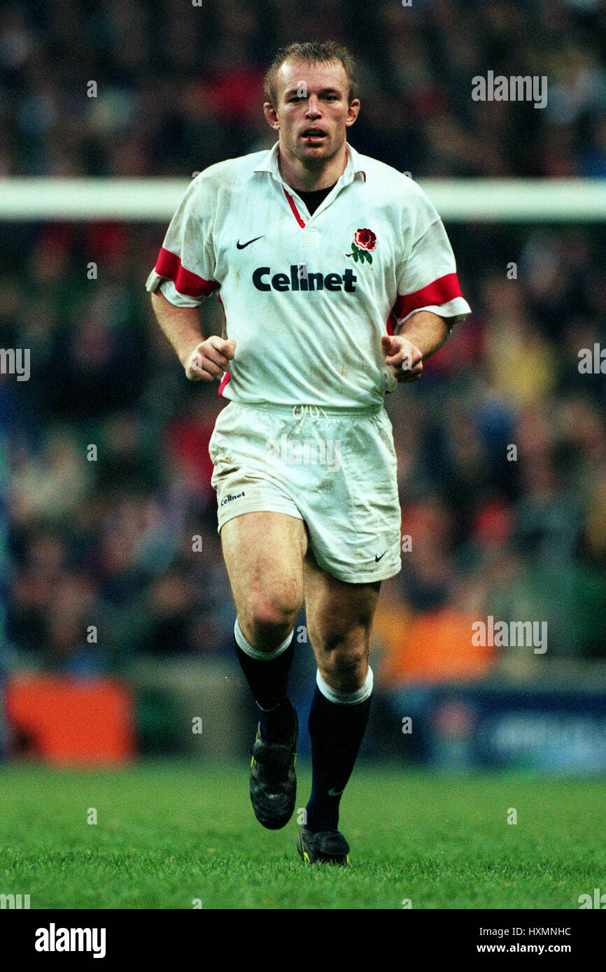 TIM RODBER ENGLAND & NORTHAMPTON RU 28 November 1998 Stock Photo - Alamy