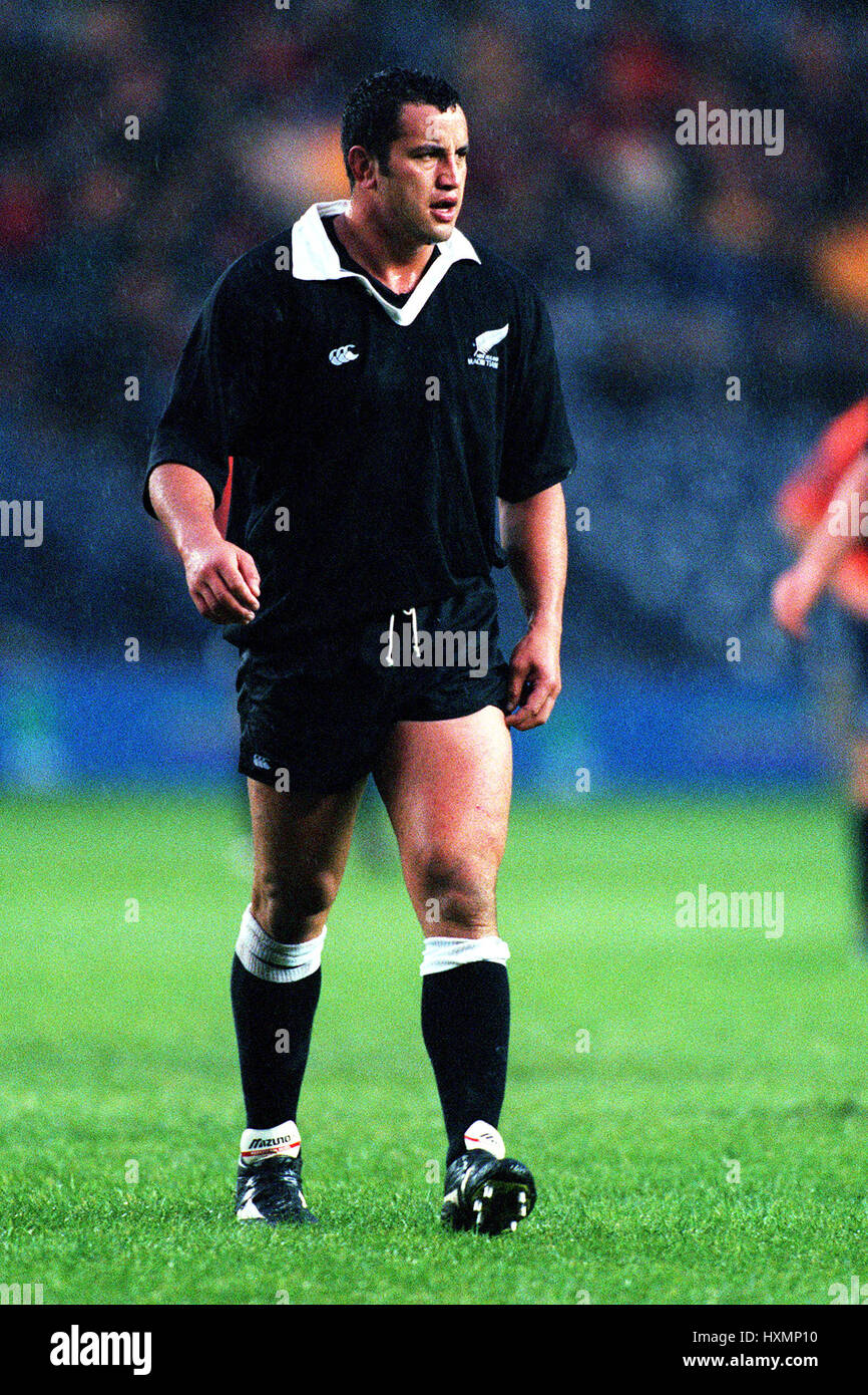 DEON MUIR NEW ZEALAND MAORI 14 November 1998 Stock Photo - Alamy