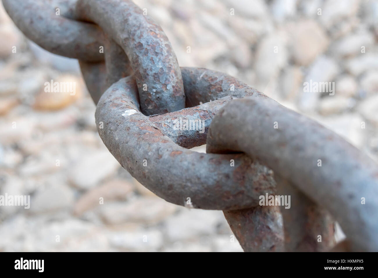 Rusty giant chain hi-res stock photography and images - Alamy
