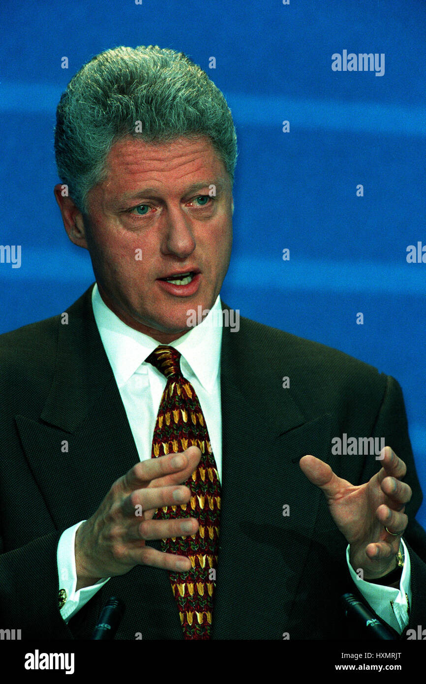 BILL CLINTON PRESIDENT OF THE U.S.A. 20 May 1998 Stock Photo - Alamy