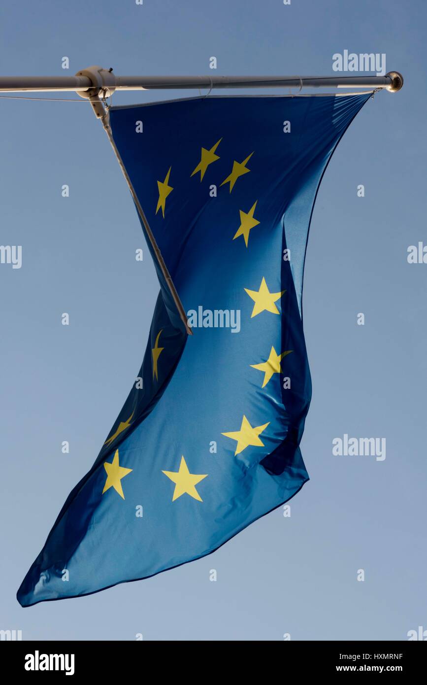 Flemish flag hi-res stock photography and images - Alamy