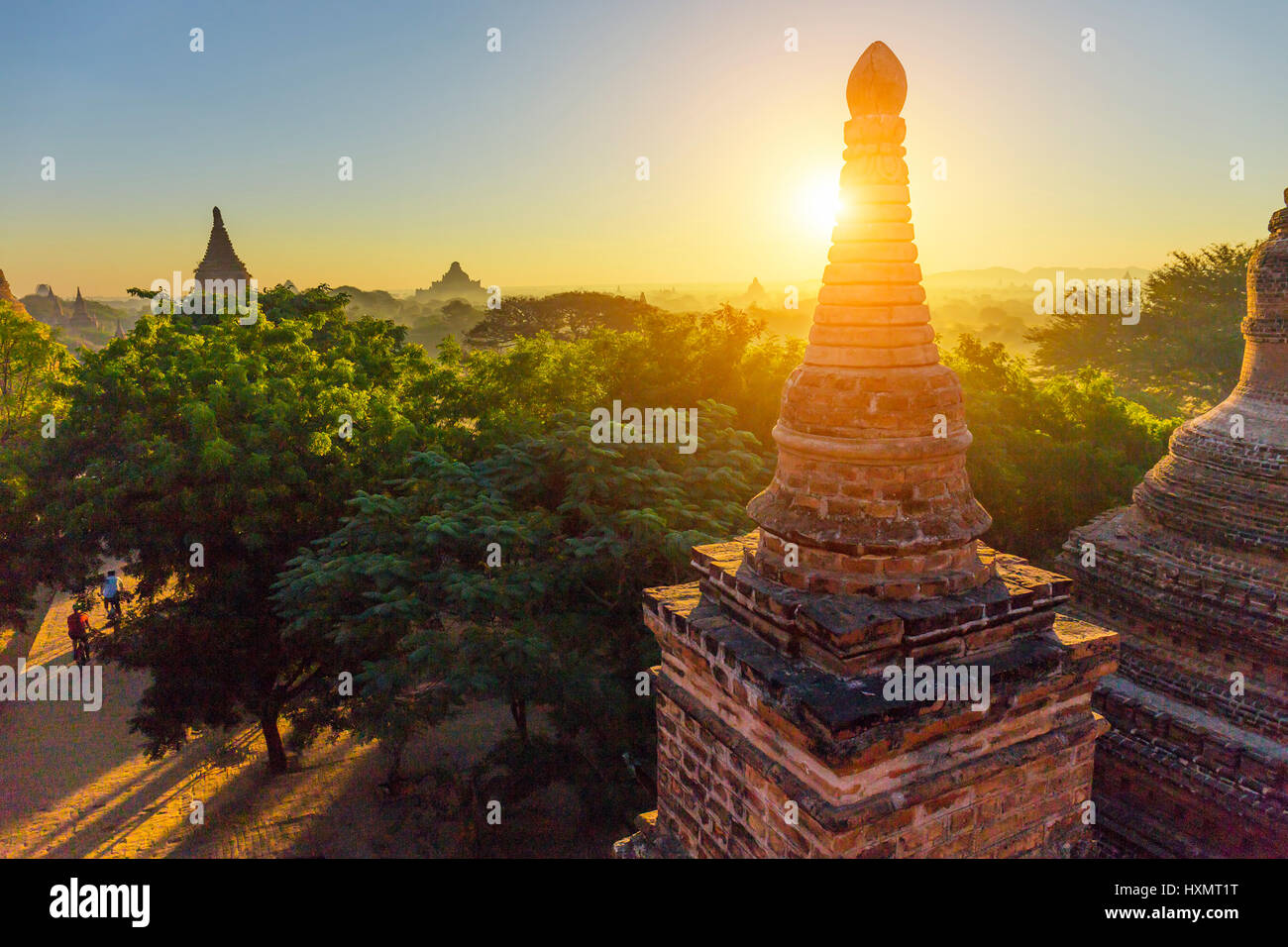 Scenic view of ancient Bagan temple during golden hour Stock Photo - Alamy