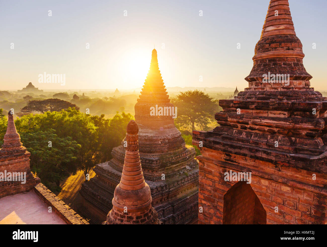 Scenic view of ancient Bagan temple during golden hour Stock Photo - Alamy