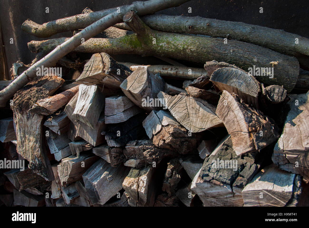 Pile of chopped wood Stock Photo - Alamy