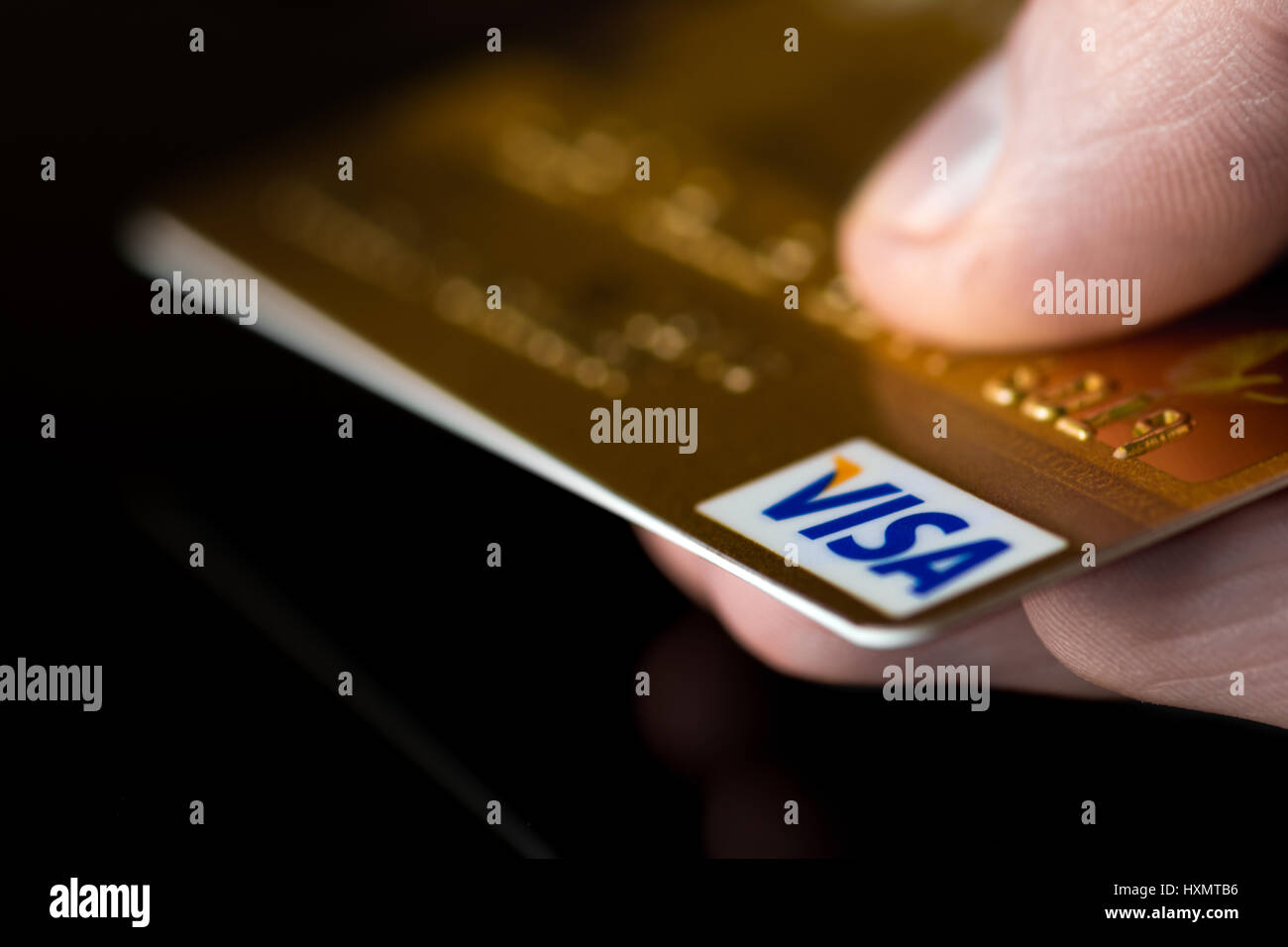 Visa card hi-res stock photography and images - Alamy