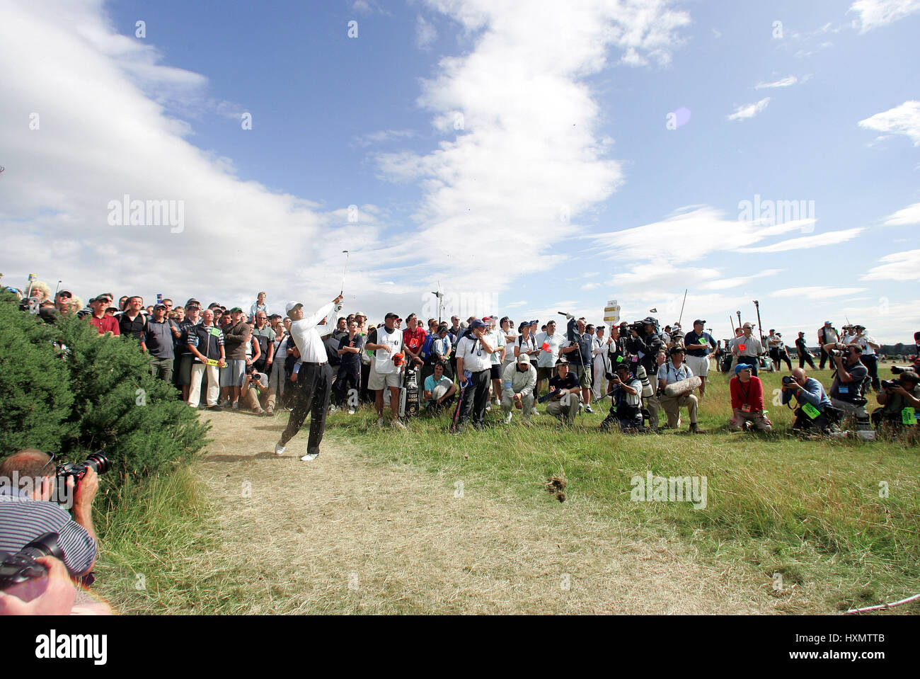TIGER WOODS USA ST.ANDREWS SCOTLAND 20 July 2005 Stock Photo - Alamy