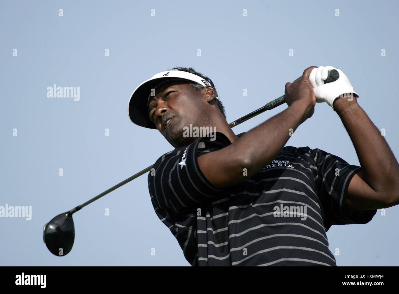 VIJAY SINGH FIJI ROYAL TROON 2004 SCOTLAND 17 July 2004 Stock Photo - Alamy