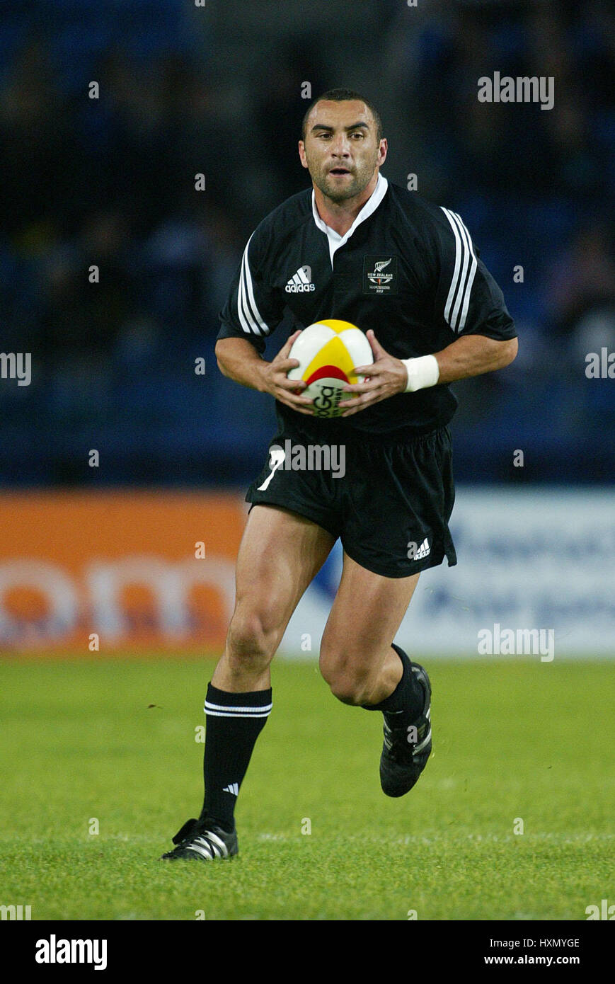 ROGER RANDLE NEW ZEALAND RU CITY OF MANCHESTER STADIUM MANCHESTER 03 ...