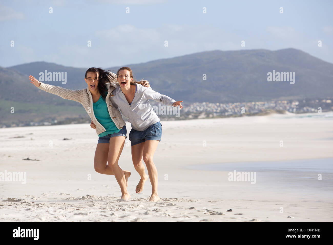 Candid beach hi-res stock photography and images - Alamy