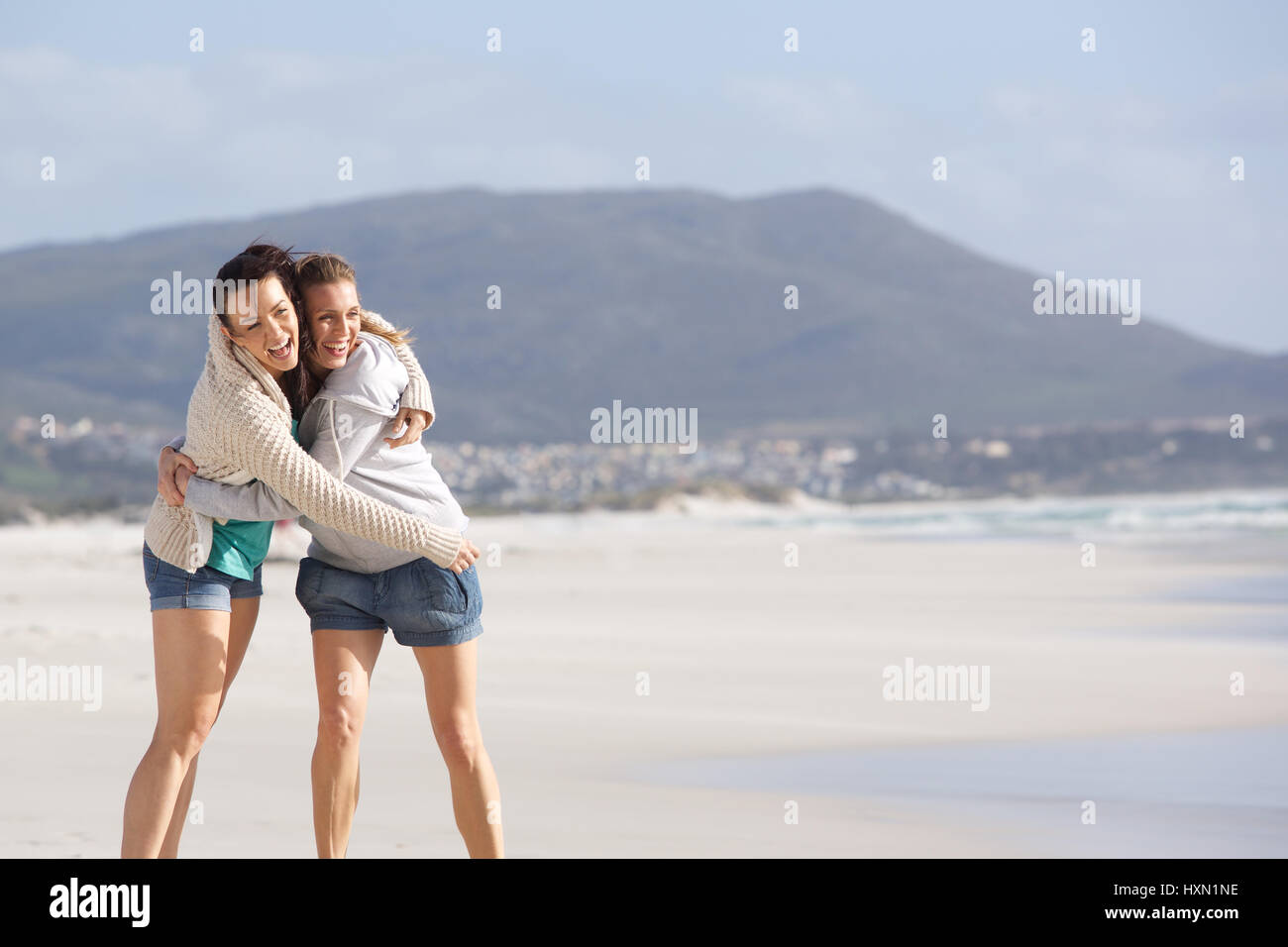 Candid beach hi-res stock photography and images - Alamy