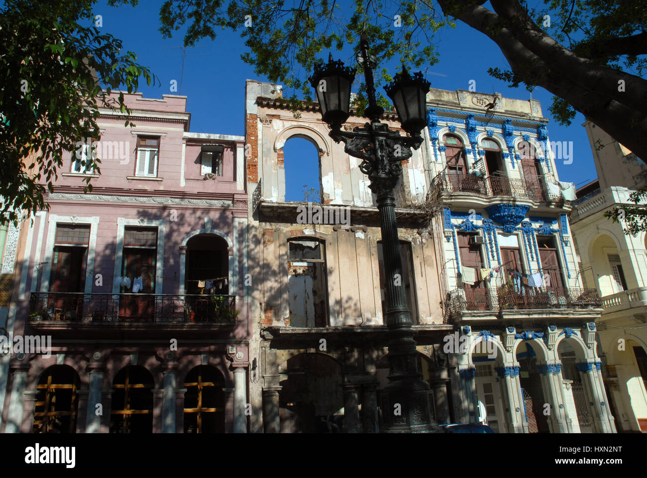 Derelict houses, Paseo de Martí, Havana, Cuba Stock Photo - Alamy