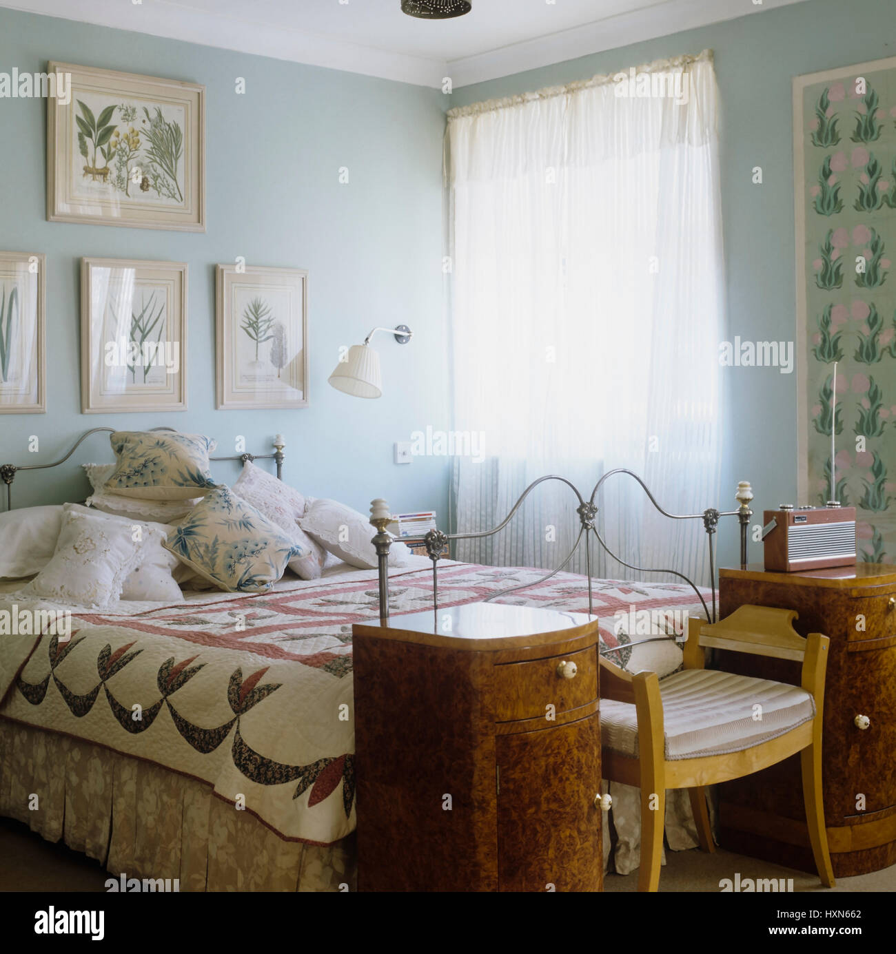 Pastel country style bedroom Stock Photo - Alamy