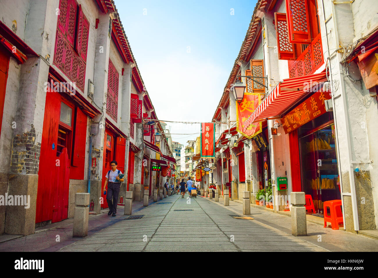 Traditional street in macau hi-res stock photography and images - Alamy