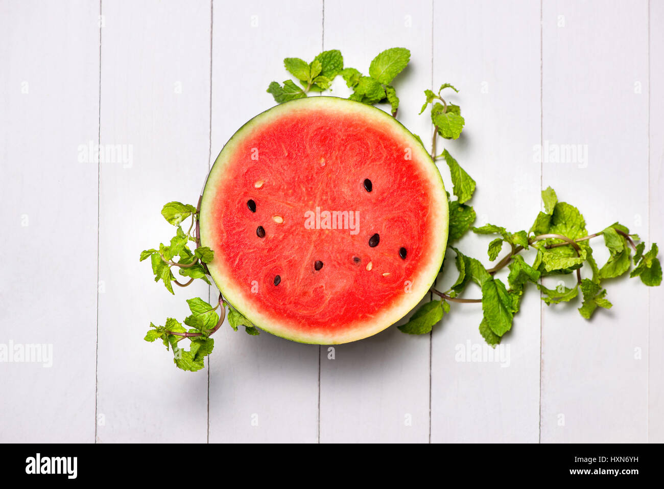 Half a watermelon hi-res stock photography and images - Alamy