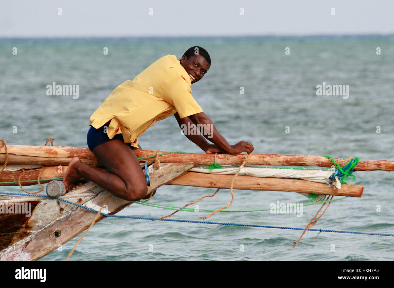 Dhow rigging hi-res stock photography and images - Alamy